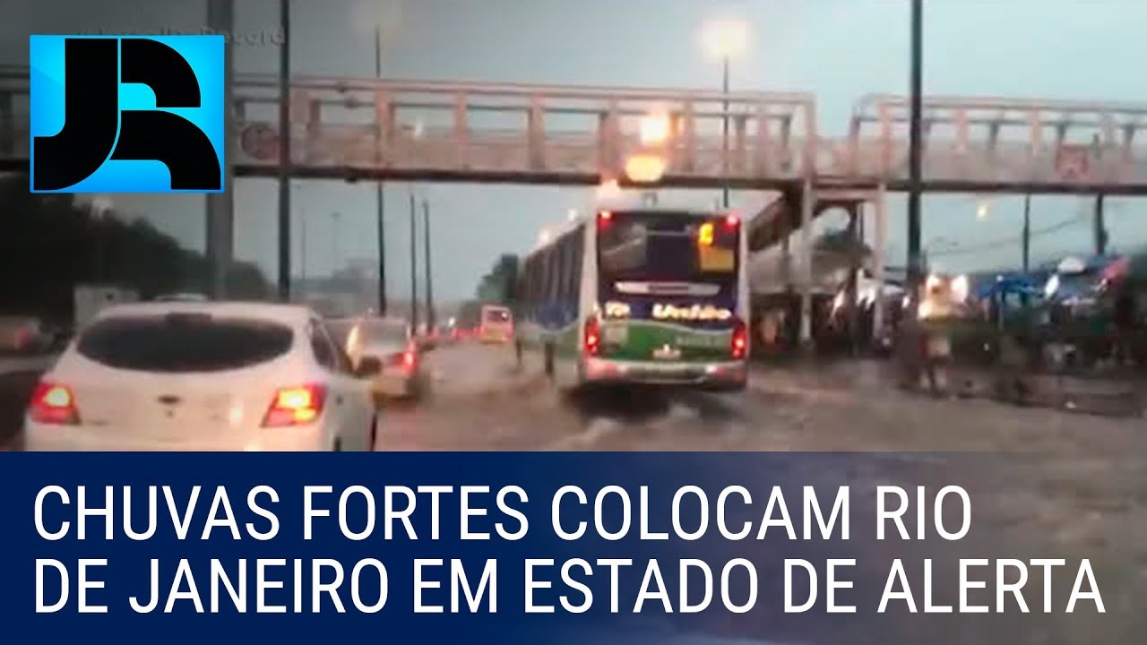 Rio de Janeiro está em estágio de alerta por causa das fortes chuvas ...