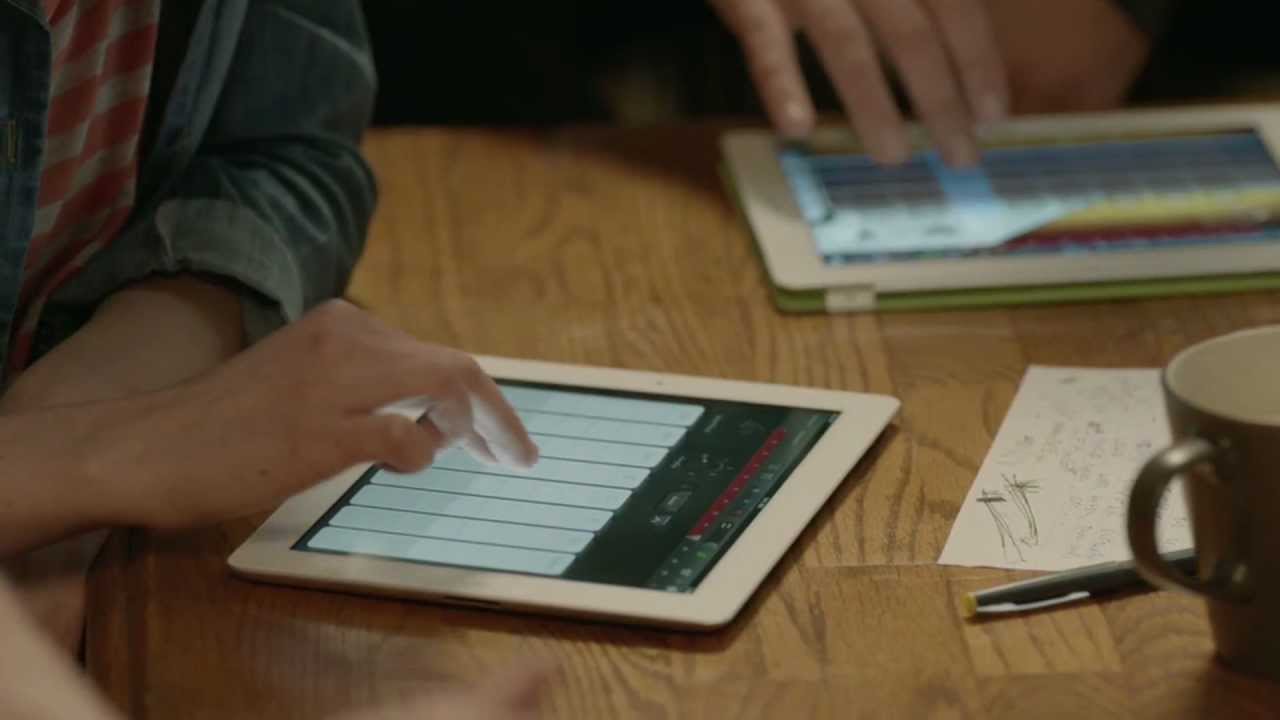 Apple - Apps - GarageBand - Jam Session - YouTube