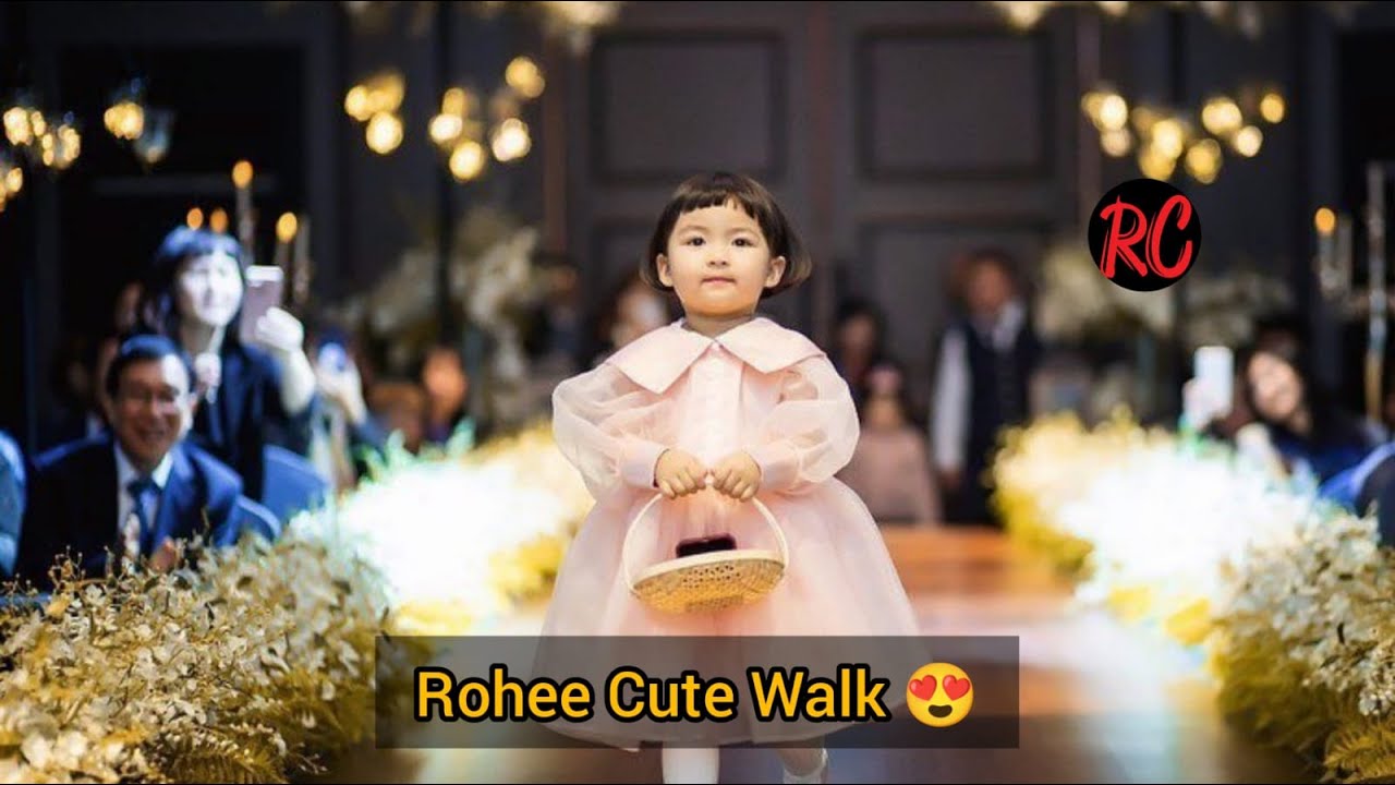 Rohee Cute Walk | Jinmiran Baby Videos | Korean Baby - YouTube