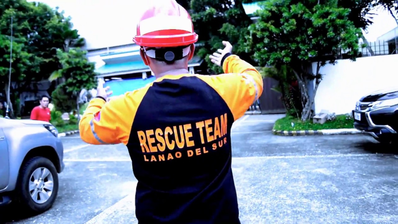 ICRC First Aid Rescue and IED identification training. - YouTube