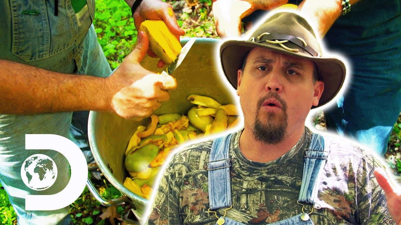 Moonshiners Mike and Daniel Adds Tropical Flavours To Their Brandy ...