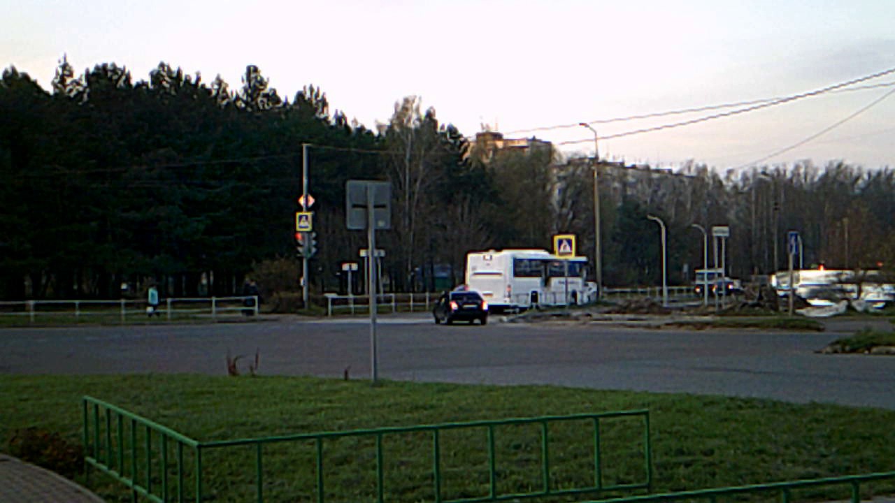 Пример видеосъёмки DEXP DC5100 (перекрёсток) - YouTube