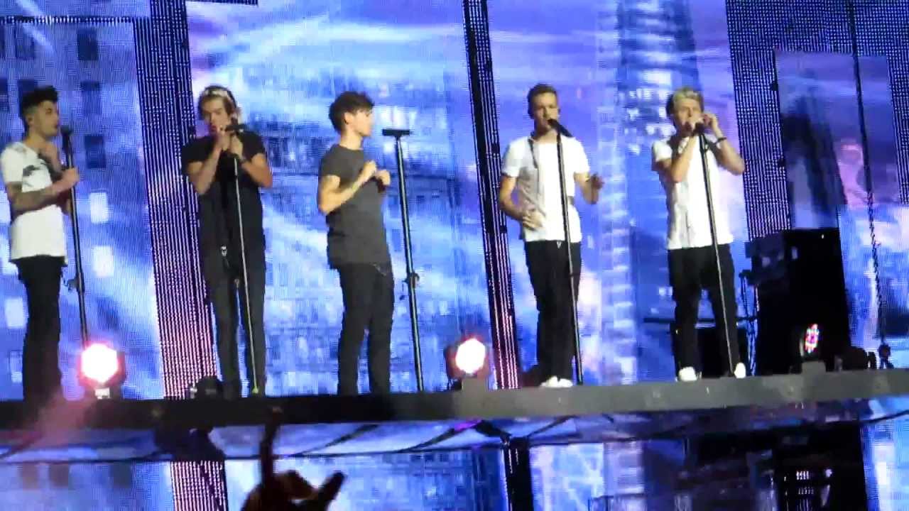 one direction - moments - vancouver 27/7/13 - YouTube