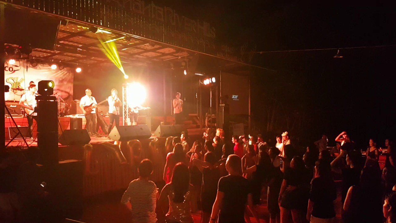 The Top Secret Band live in Lyreco The Mask Party - YouTube