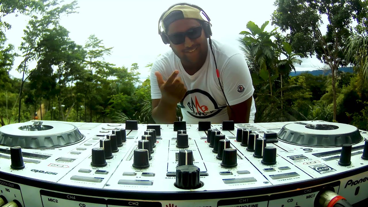 DJ Greco - Urban Music #O3 (PAREJA DEL AÑO, COMO SI NADA, MAKINON, 911 ...