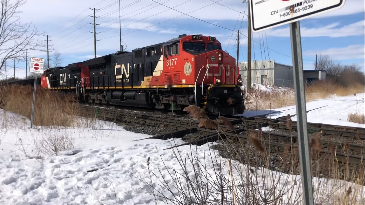 Amazing CN, GO and VIA action at the OBRY Brampton Diamond with ...