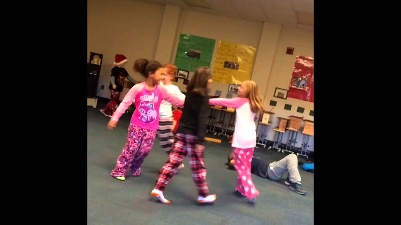 Mariposa folk dance - YouTube