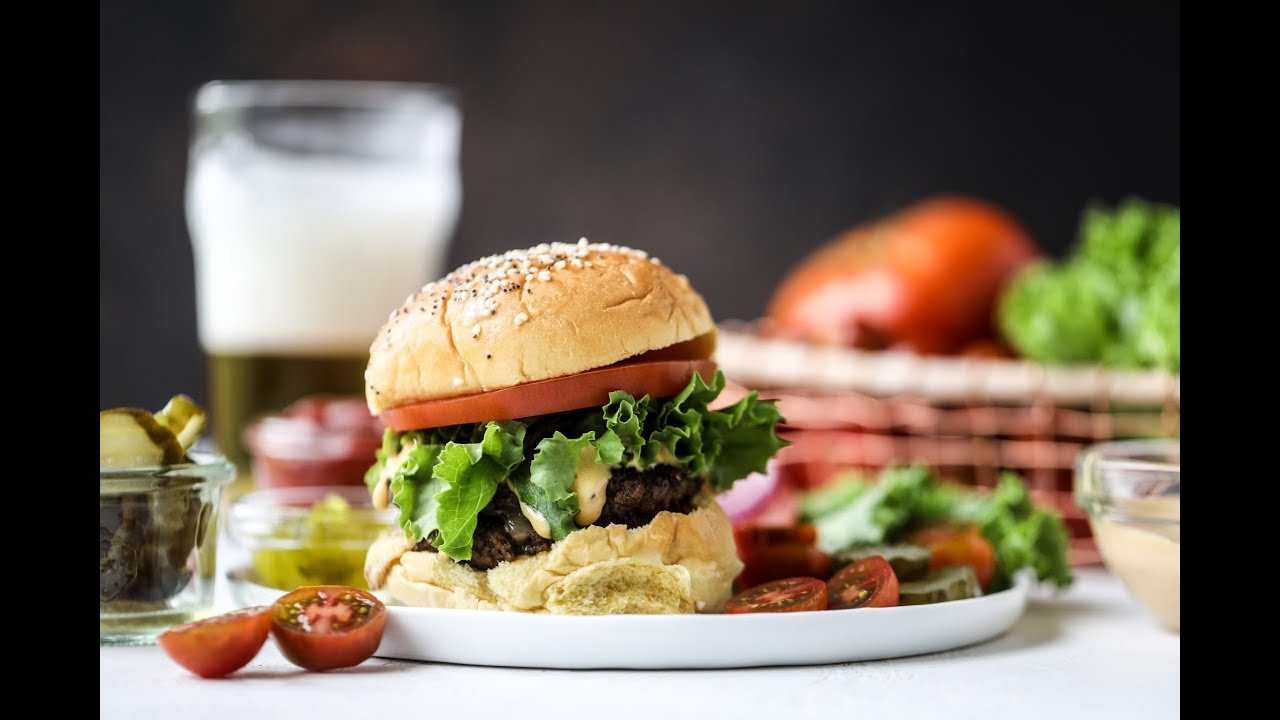 Smoked Gouda Smash Burger - YouTube