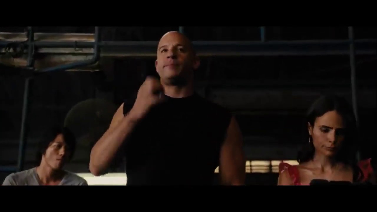 Fast & Furious 5 - if the subaru can't make it, get an invisible car ...