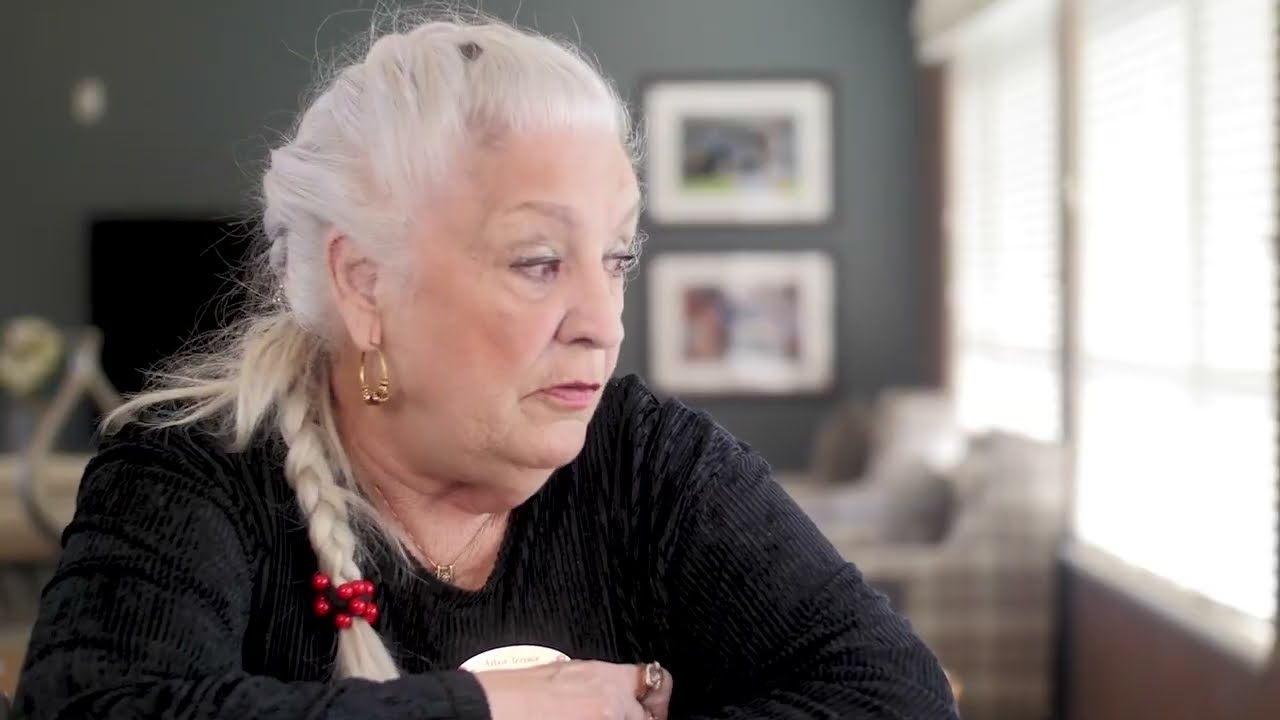 Lynn Hickey Shares What its Like Living at Lakeway - YouTube