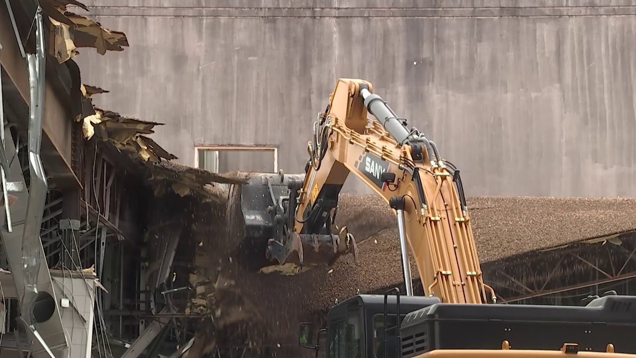 Virginia Center Commons Demolition - Monday, January 11, 2021 - YouTube