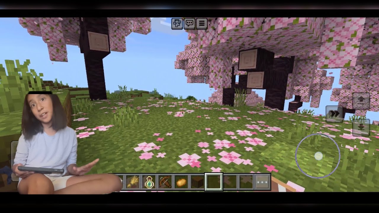 JOYCE IS IN MINECRAFT 😮!! - YouTube