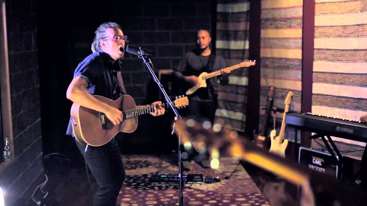 Carl Wockner - Stronger (Official Music Video) - YouTube