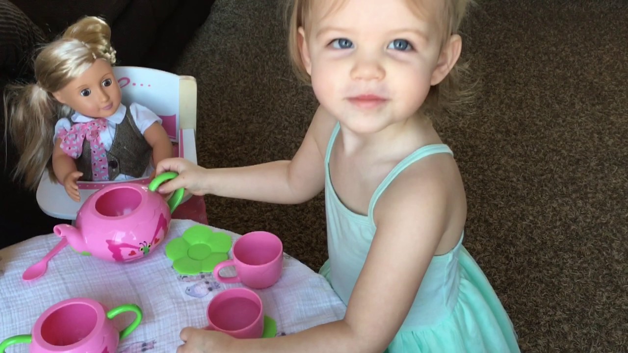 Elsa & Friends Tea Party!! - YouTube