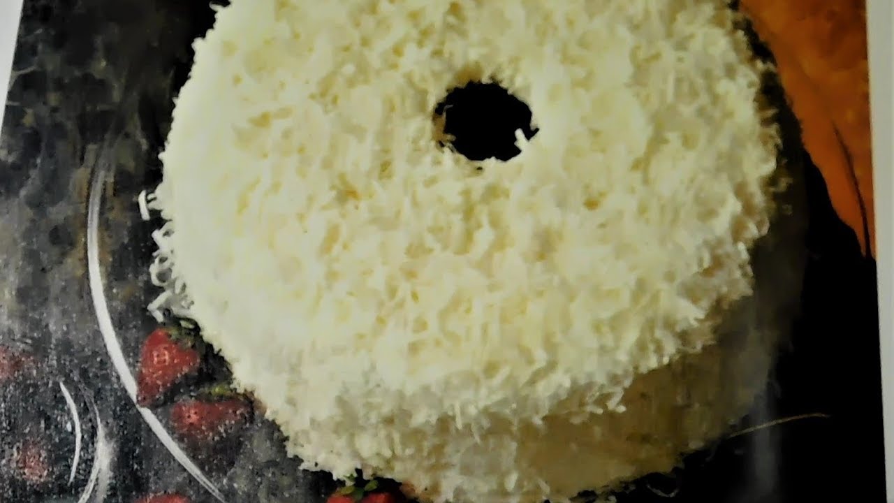 COCONUT CAKE WITH DIVINITY FROSTING - YouTube