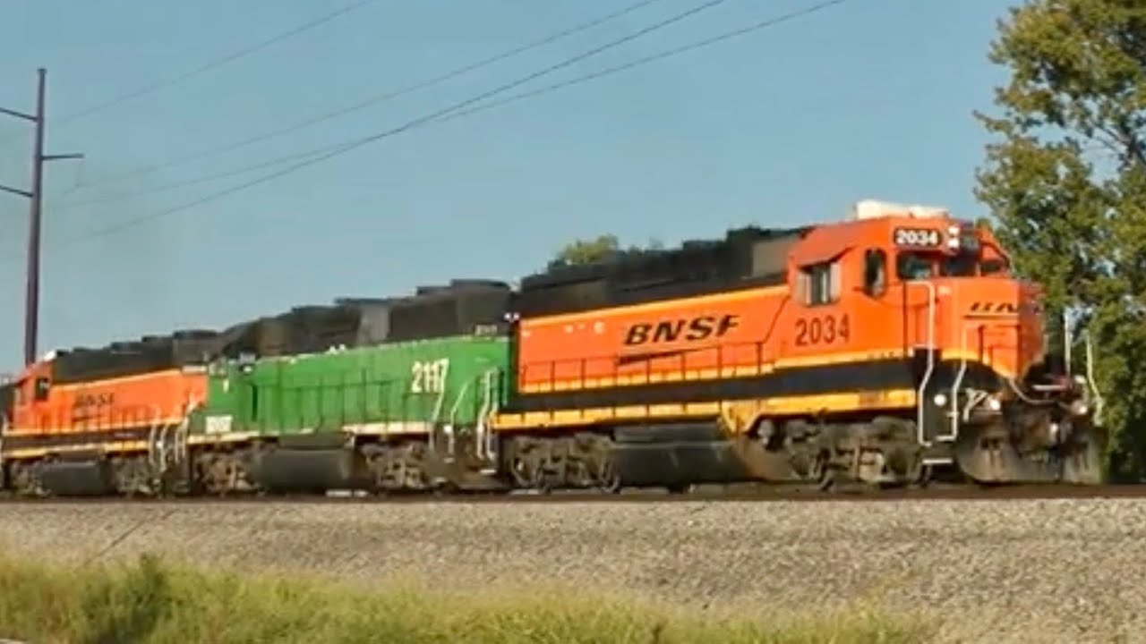 BNSF Trains in Missouri and Iowa - August 2018 - YouTube
