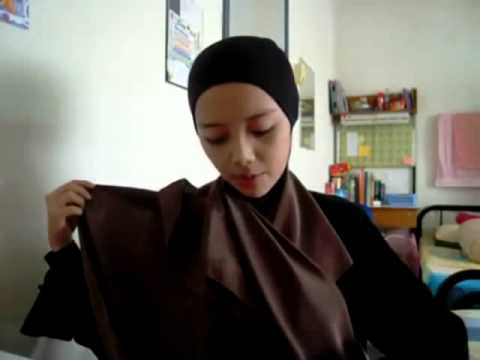 Video Tutorial Memakai Jilbab Selendang Satin1 TERBARU