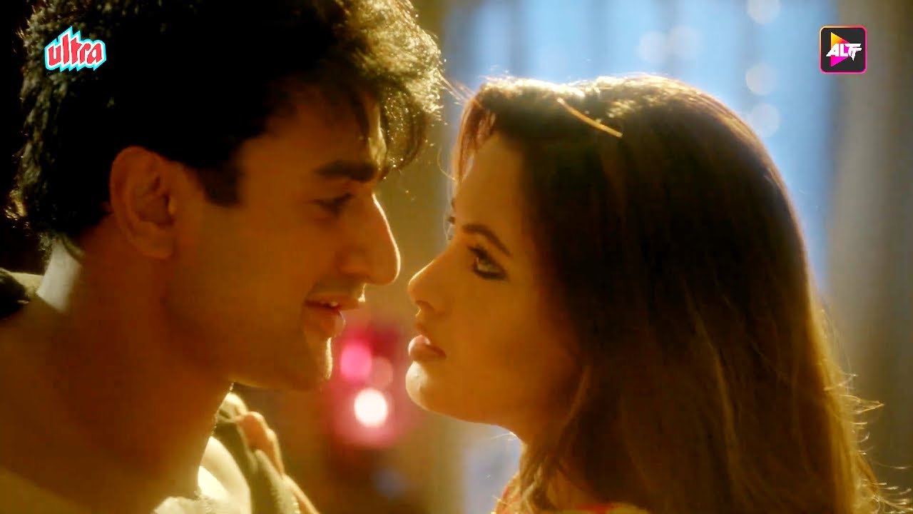 तुम्हारे प्यार में मैं पूरा पागल हो चूका हूँ - Ragini MMS - Episode 01 - YouTube