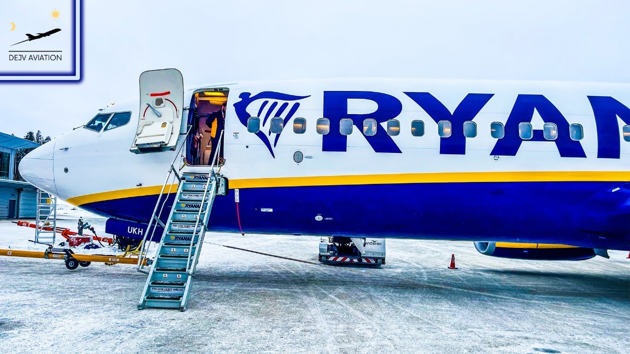 [4K] TR | RYANAIR with Old Interior :D | Boeing 737-800 | Venice ...