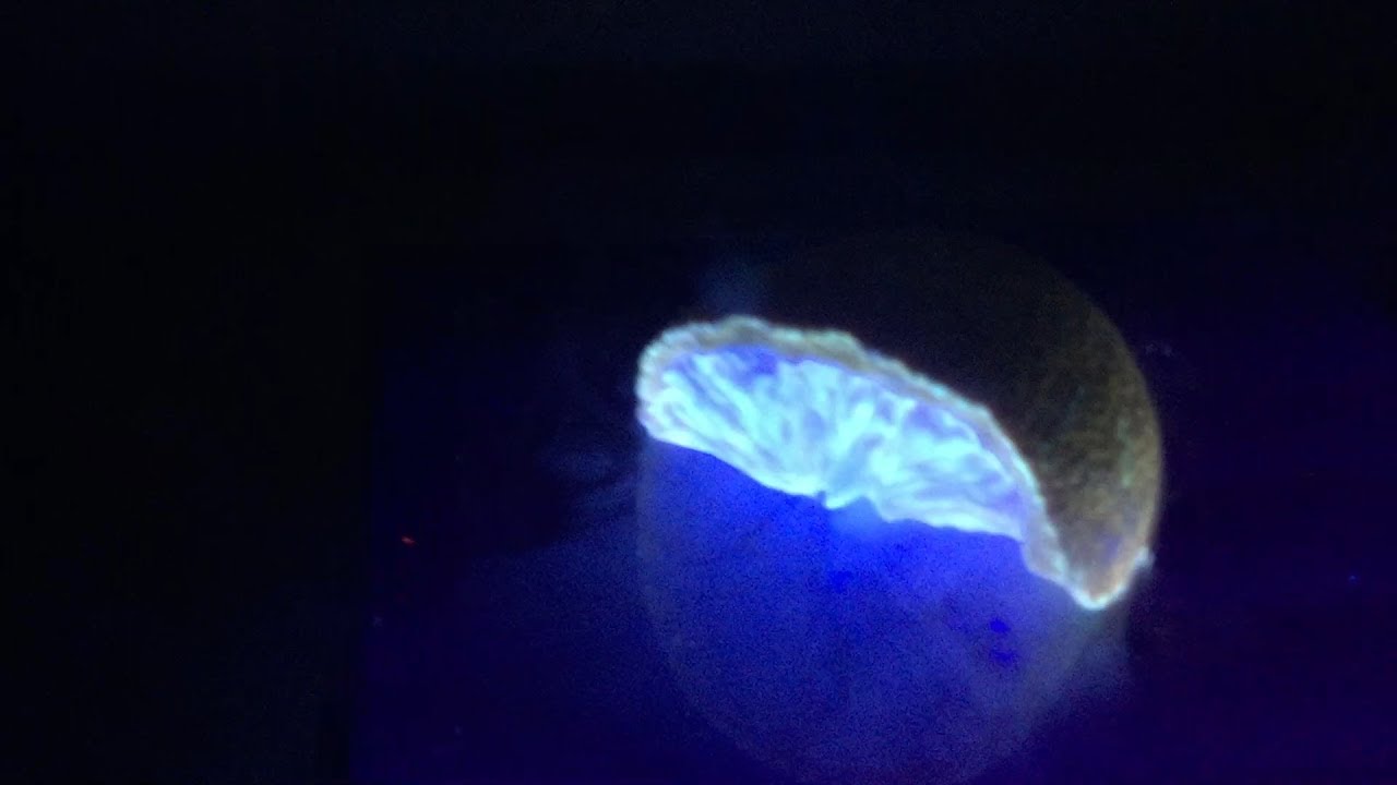 Liquid nitrogen - glowing orange (phosphorescence) - YouTube