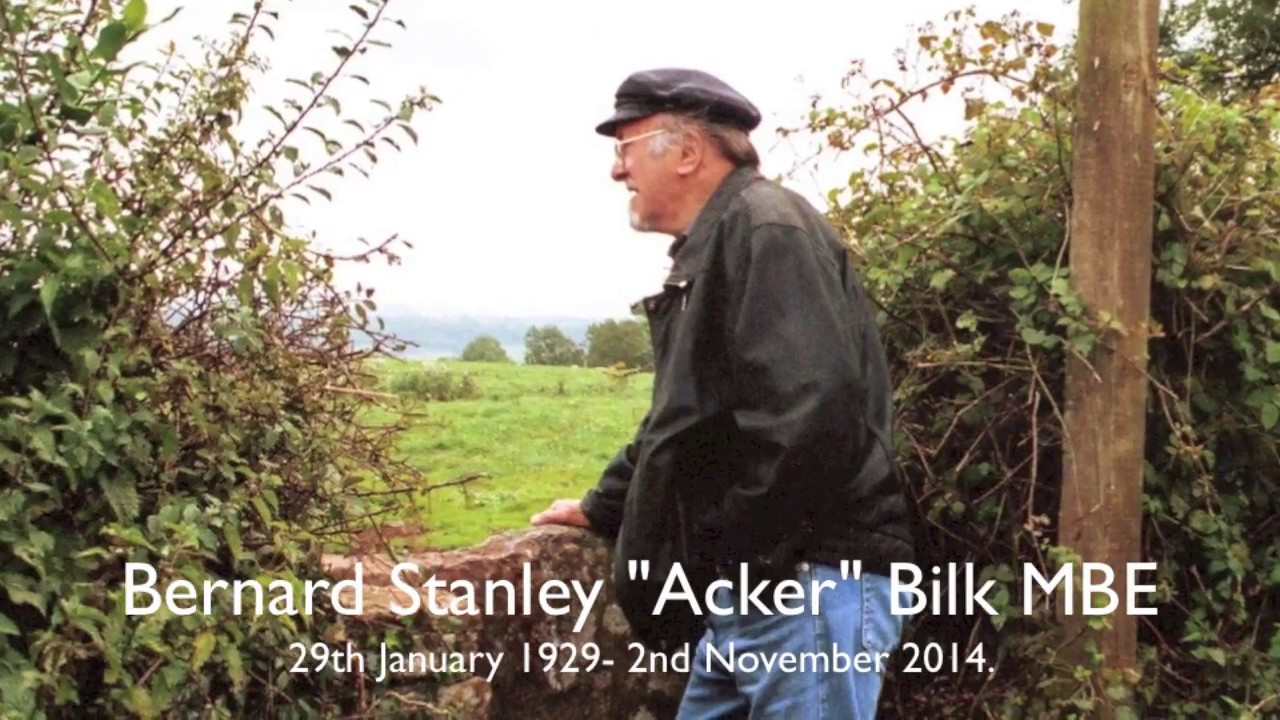 Acker Bilk memorial bench is revealed - YouTube