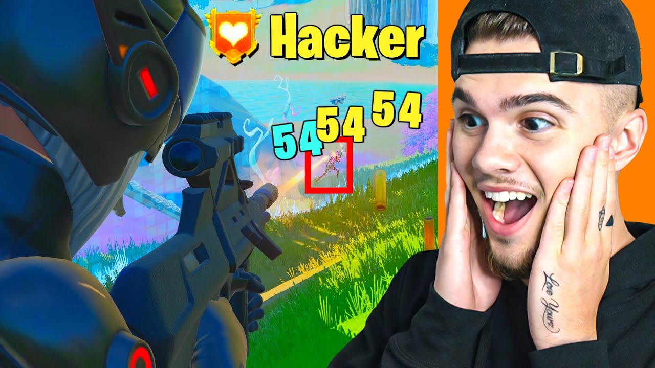 I spectated a HACKER in SEASON 8 Fortnite... - YouTube