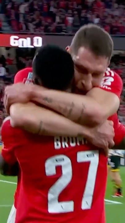 Il canto del Gallo 🐔🔴 Il primo di Belotti con il Benfica 🥇🇵🇹 - YouTube