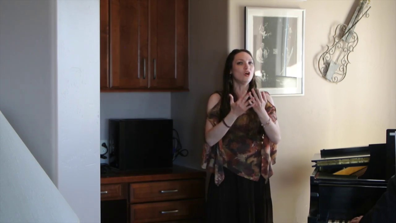 Sophia Sesha, Soprano- Si, mi chiamano Mimi- Puccini - YouTube