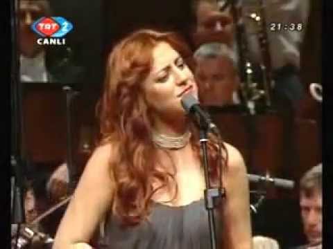Mazi Kalbimde Bir Yaradir