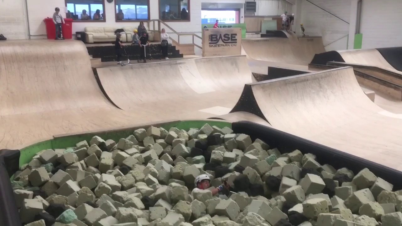 A DAY AT THE BASE SKATEPARK - YouTube