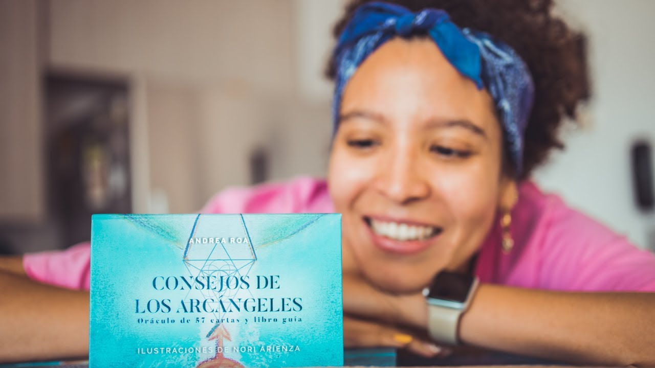 Así reaccioné AL VER MI ORÁCULO ANGELICAL por 1ra vez 😱 | Andrea Roa ...