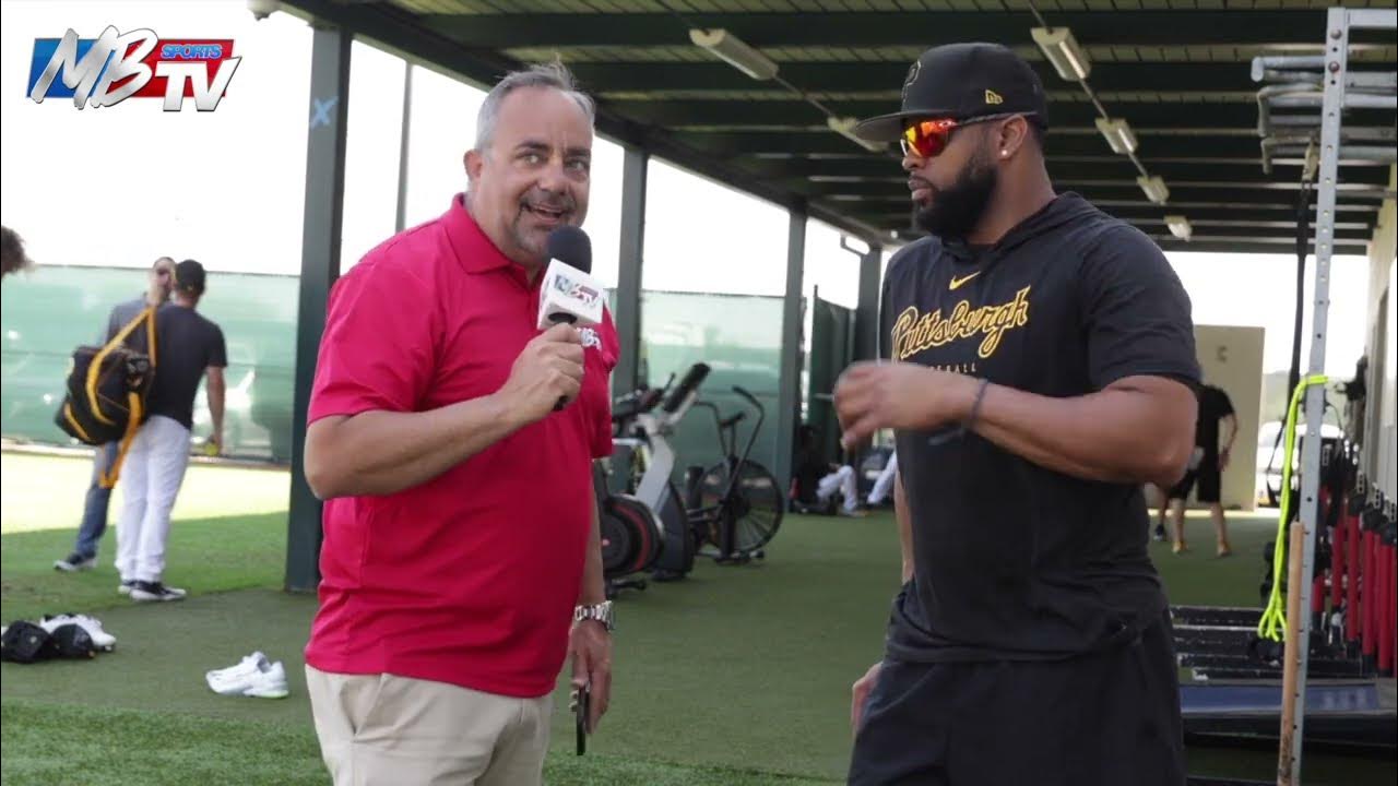 Carlos Santana nos habla de su firma con los Piratas de Pittsburgh y jugar con RD en WBC '13 y ...