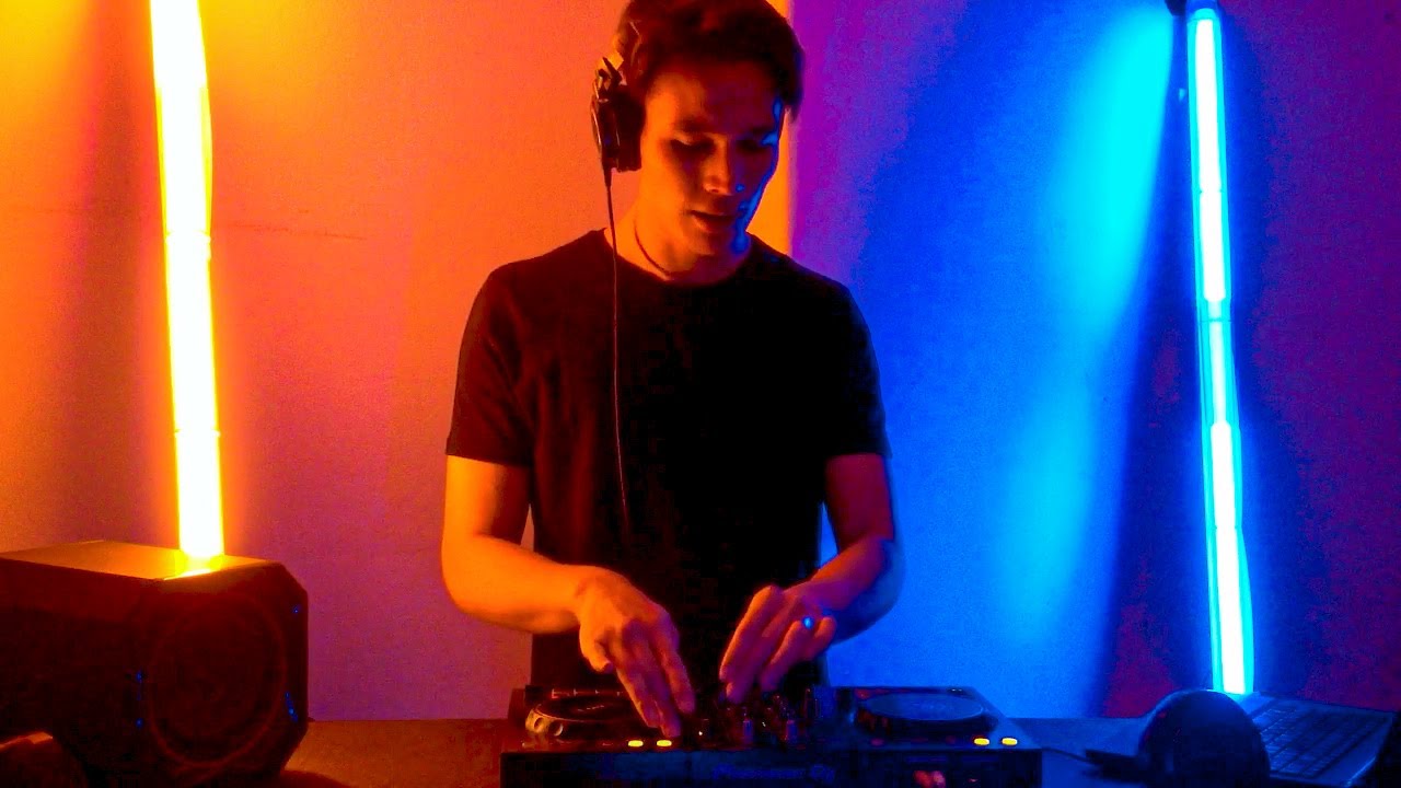 Nery Rivera - Tech House Set Agosto 2020 - YouTube