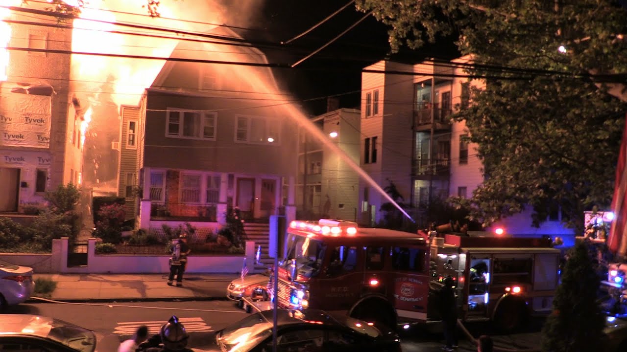 Newark NJ Fire Department 4th Alarm Fire 286 Ridge St Heavy Fire in a ...