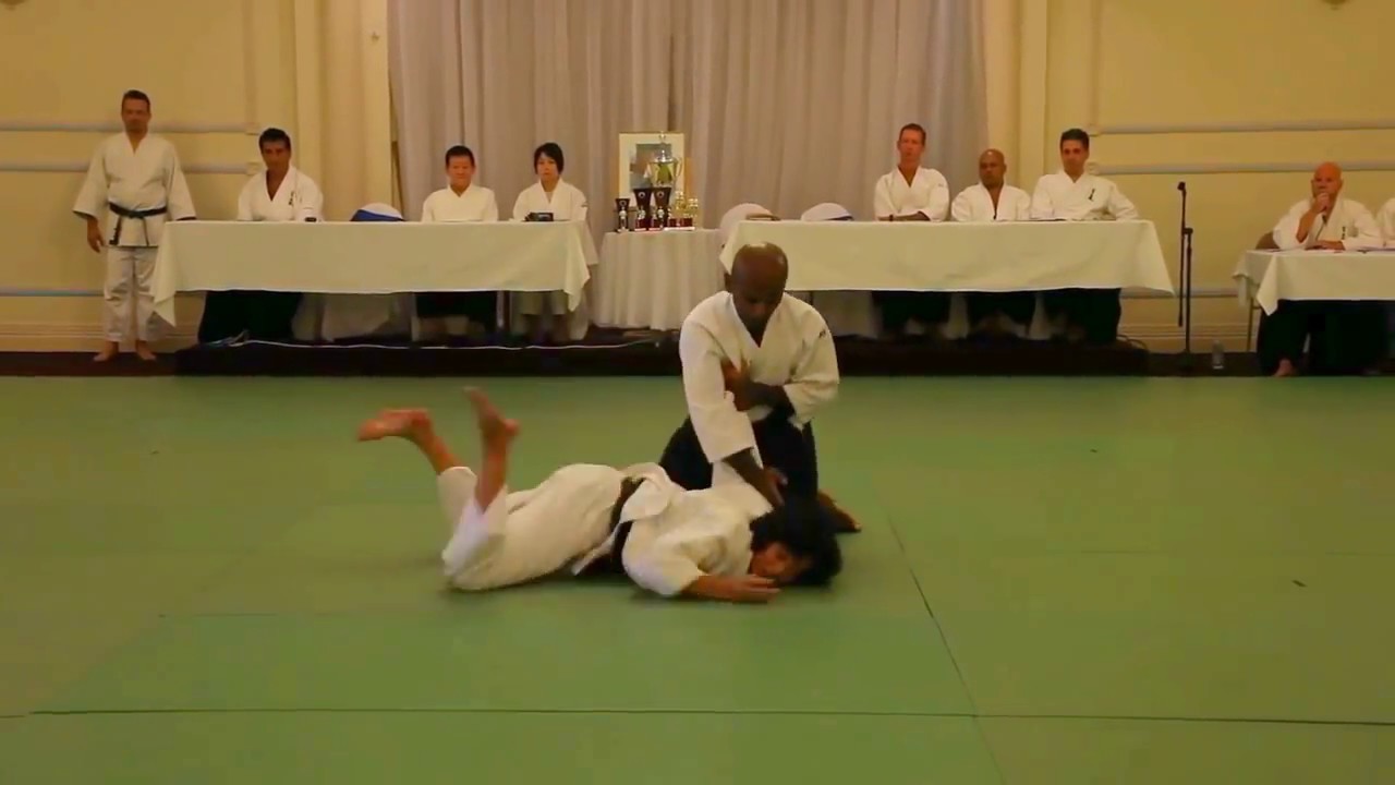 Айкидо. Демонстрация техник. Джо Тамбу Сэнсэй (Aikido. Joe Thambu ...