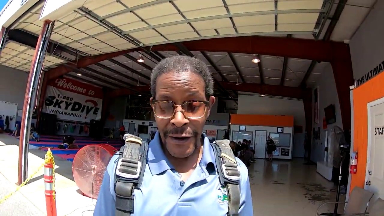 Eric Fields - Tandem Skydive at Skydive Indianapolis - YouTube