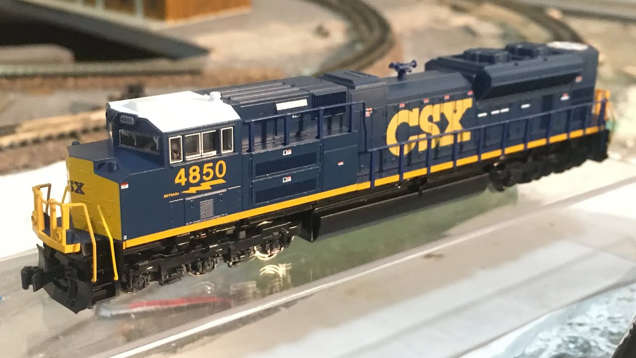 N Scale CSX SD70ACE #4850 Unboxing And Test! - YouTube