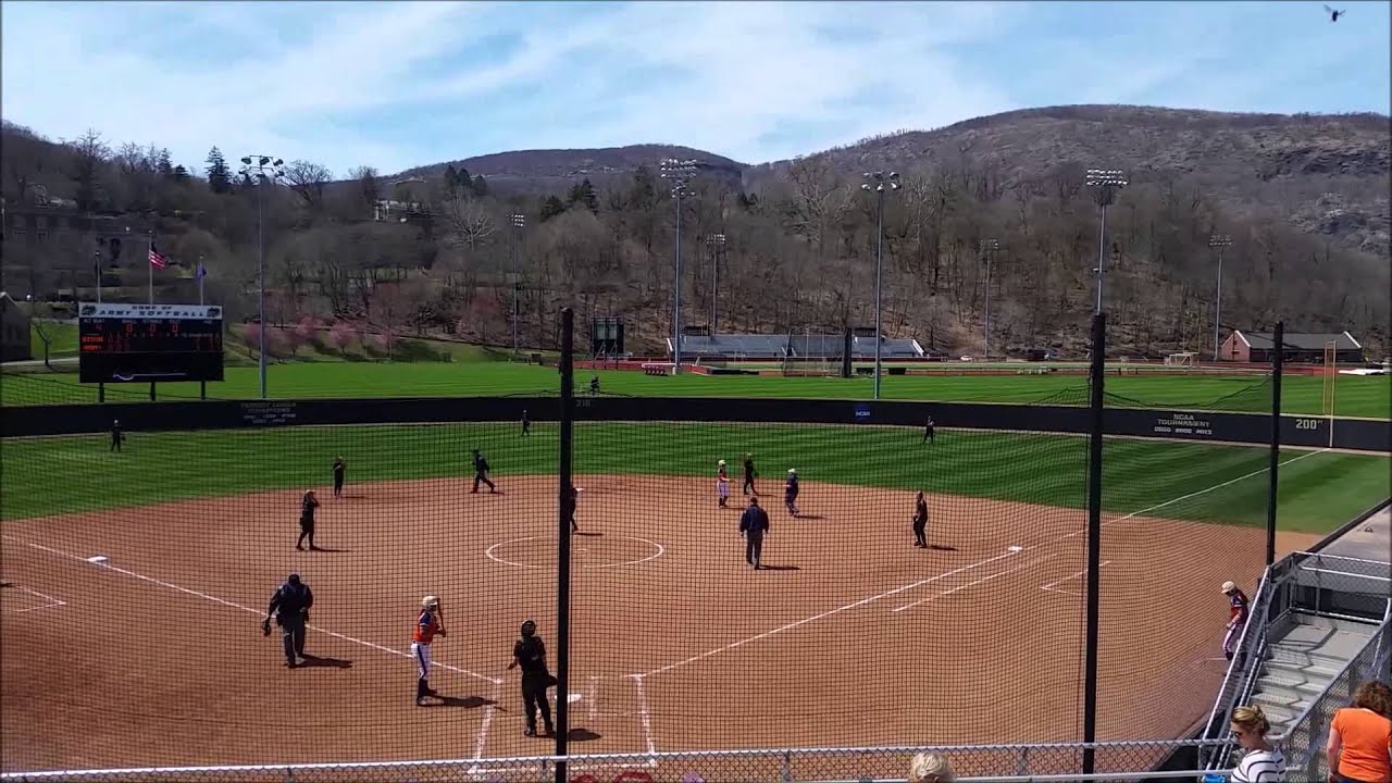 PA Announcing for softball at West Point - YouTube