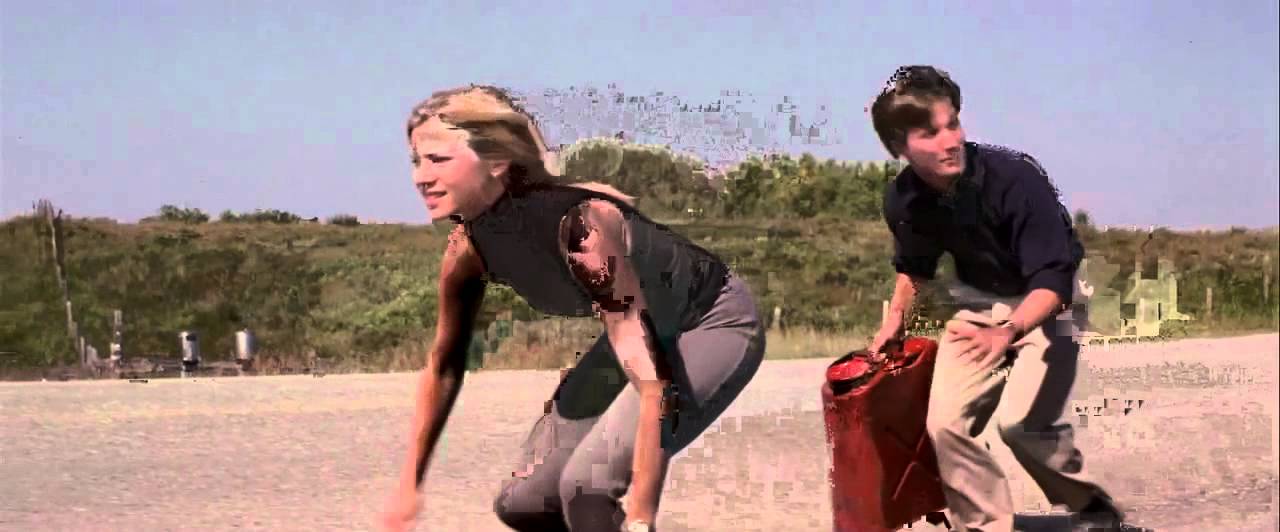 Amy Smart in boots - YouTube