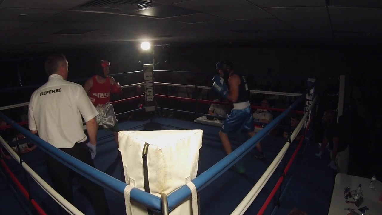 Ultra White Collar Boxing | Kettering | Kieran Quinn VS Ryan Dainty ...