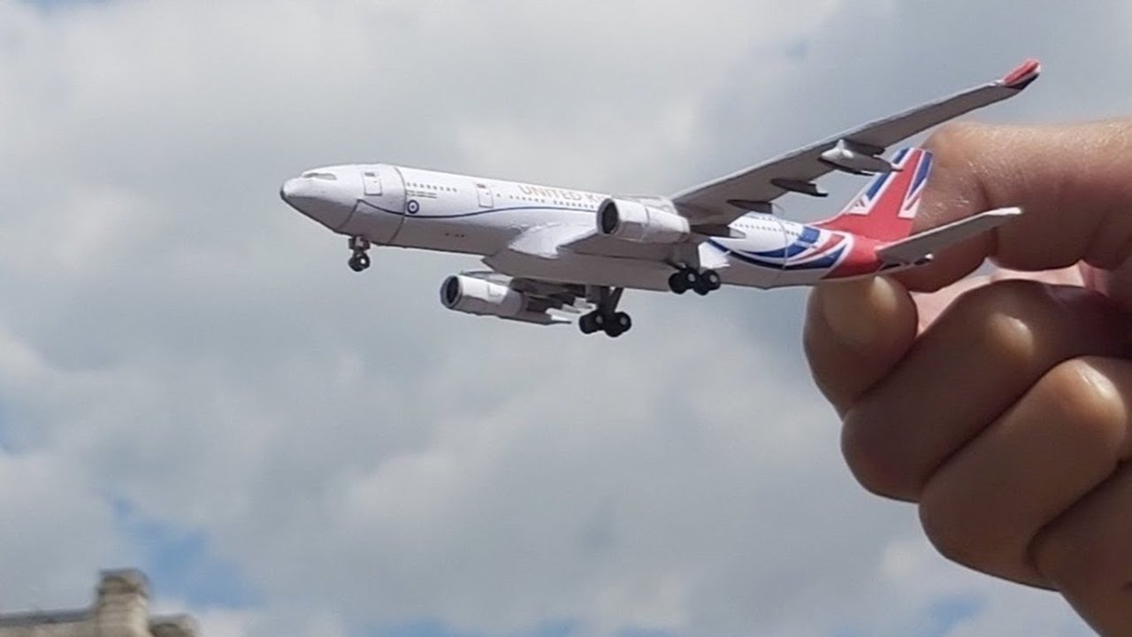 [1:400] Boeing 777 Papercraft | Assembly Instruction - YouTube