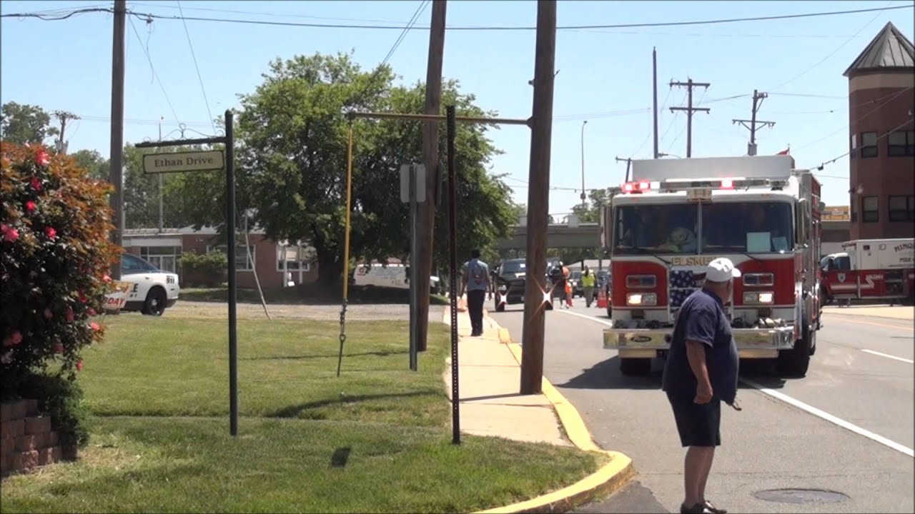 Ethan Lane building fire Newport,Delaware 6 1 13 - YouTube