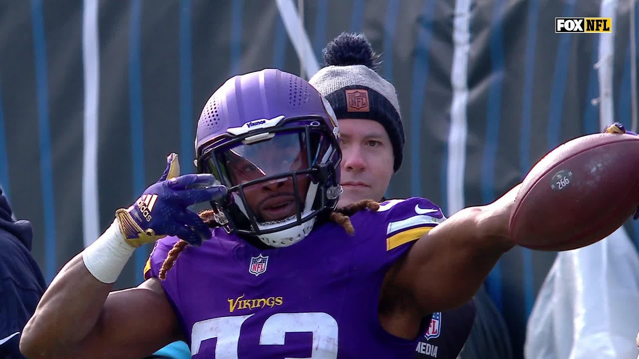 Aaron Jones sprints for 41 yards, longest rush since 2021 - YouTube