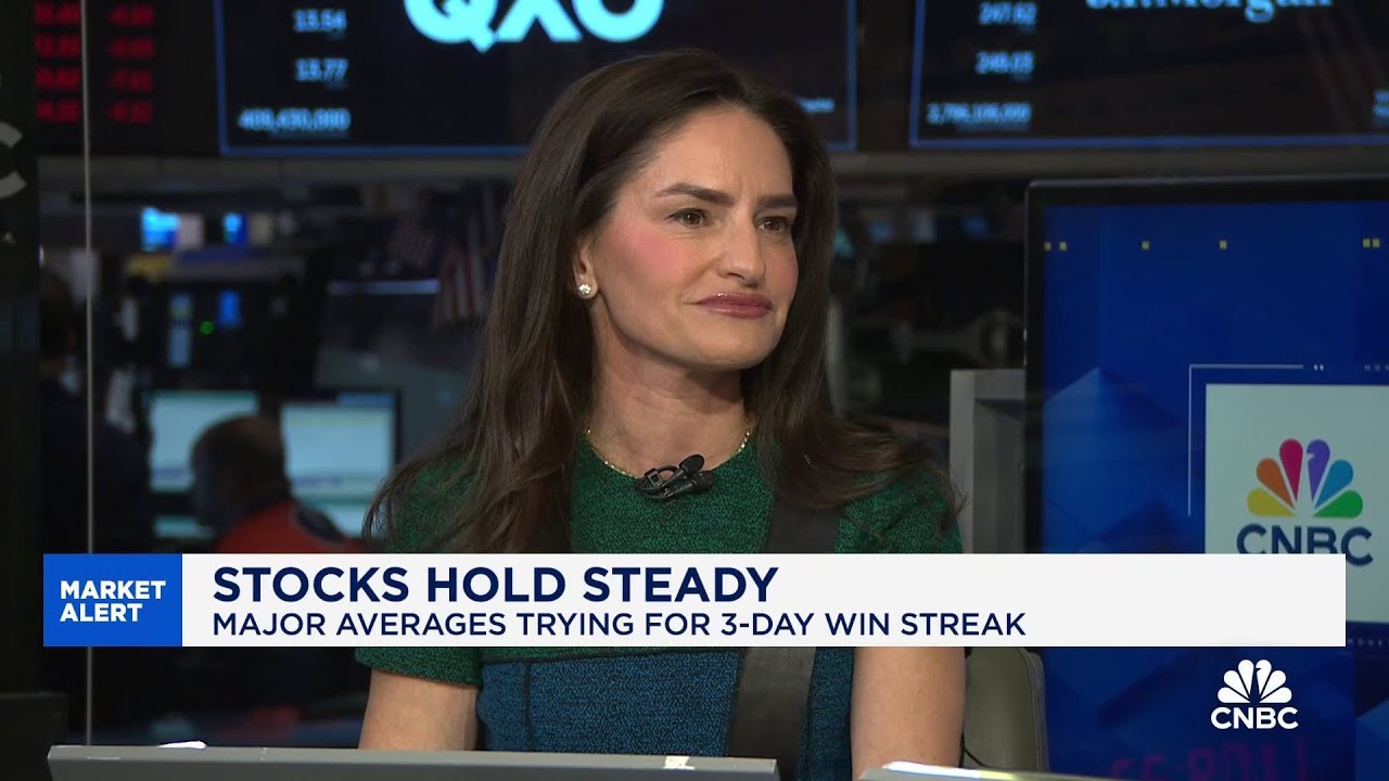 We're expecting two interest rate cuts in 2025, says UBS' Alli ...