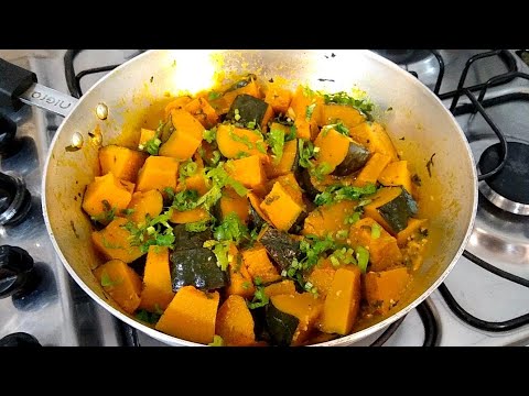 Abóbora com casca refogada na frigideira - ABÓBORA CABOTIÁ