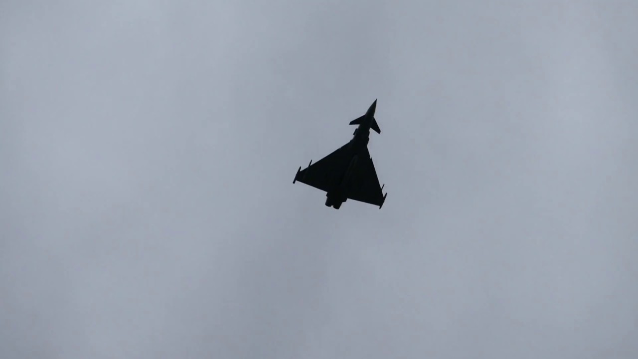 Flt Lt Ryan Lawton's fourth Typhoon display practice. RAF Coningsby 06 ...