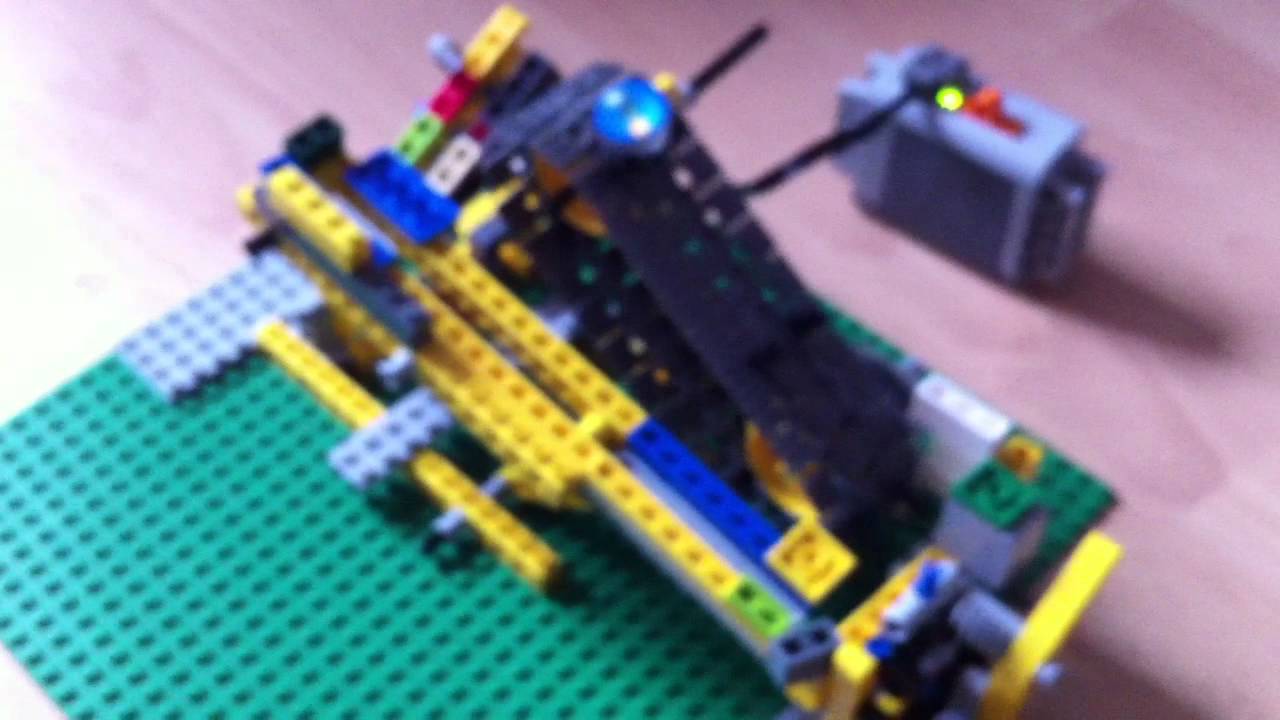 Lego repeat - YouTube