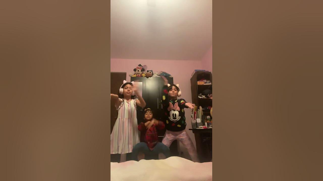 Hola Estoy Con Mis Primas Youtube