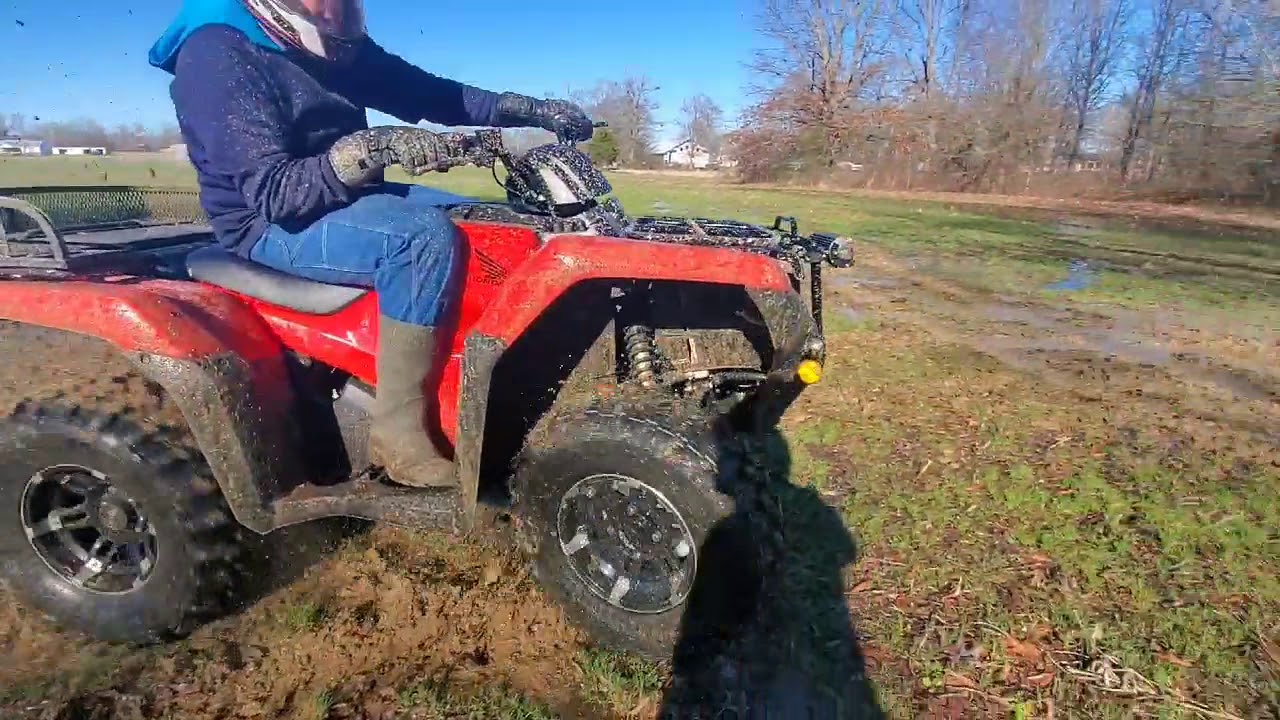 Honda rancher mud riding + extra clips - YouTube