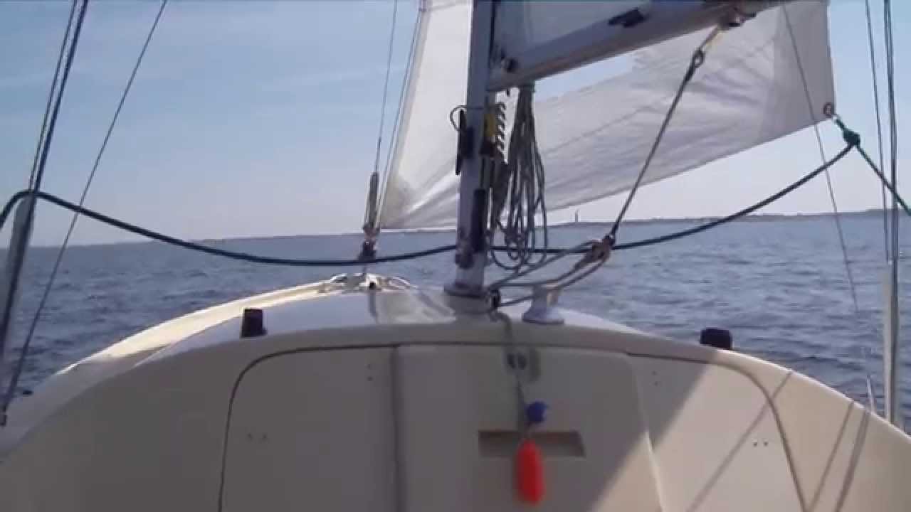 Conger Jolle, Segeln auf der Kieler Förde - YouTube
